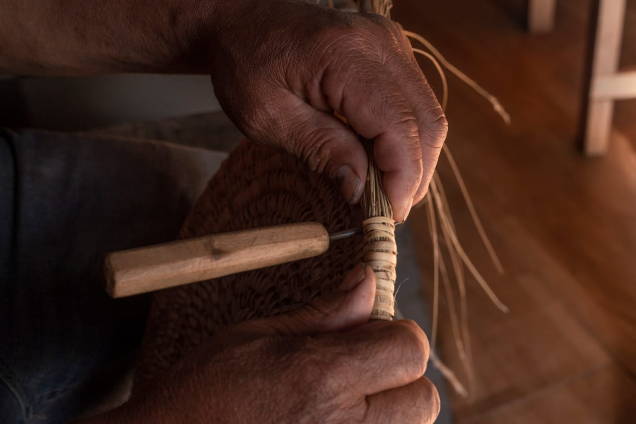Taller de Cestería Tradicional Mapuche del Llepu | Oficios Varios